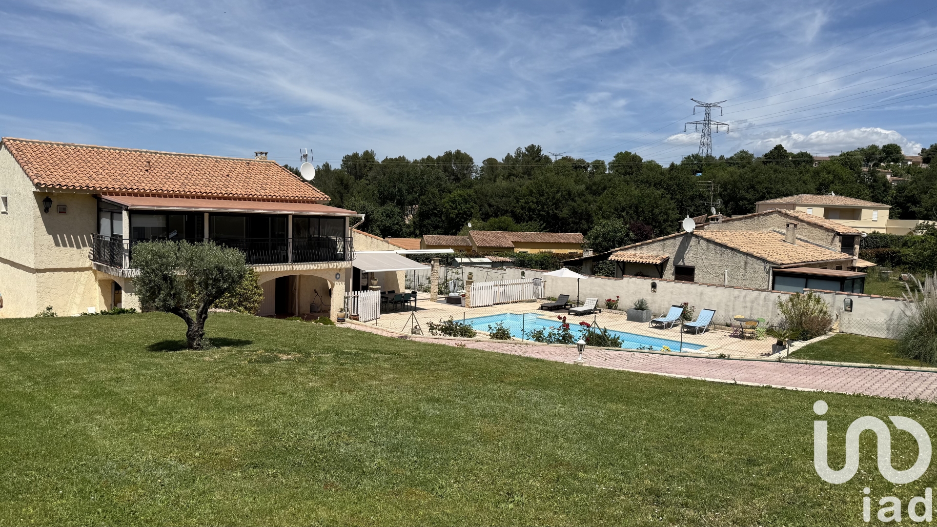 Vente maison à Mimet (13105) : maison 7 pièces 190 m² - 1687217 - iad