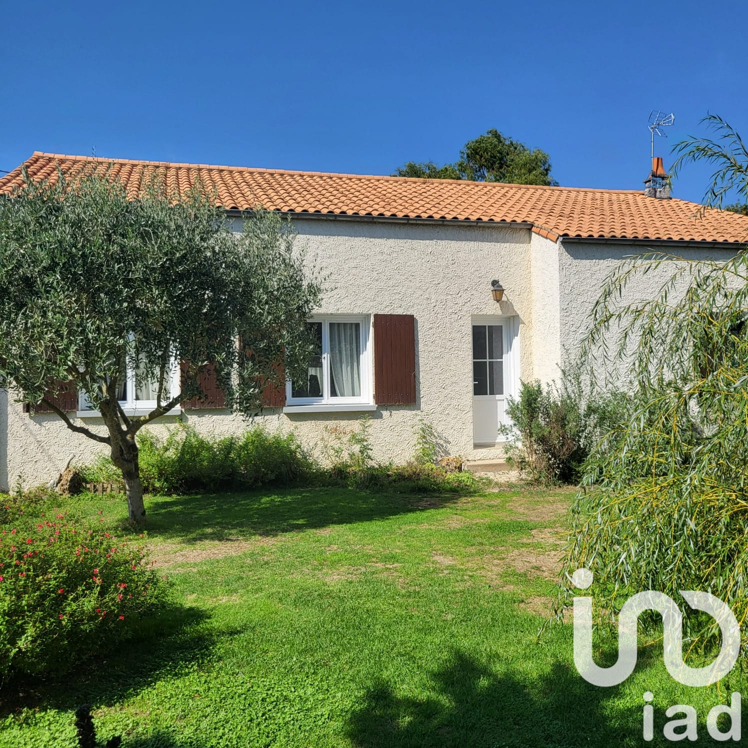Sale house in Magné (79460): 5 rooms house 130 m² - 1845492 - iad