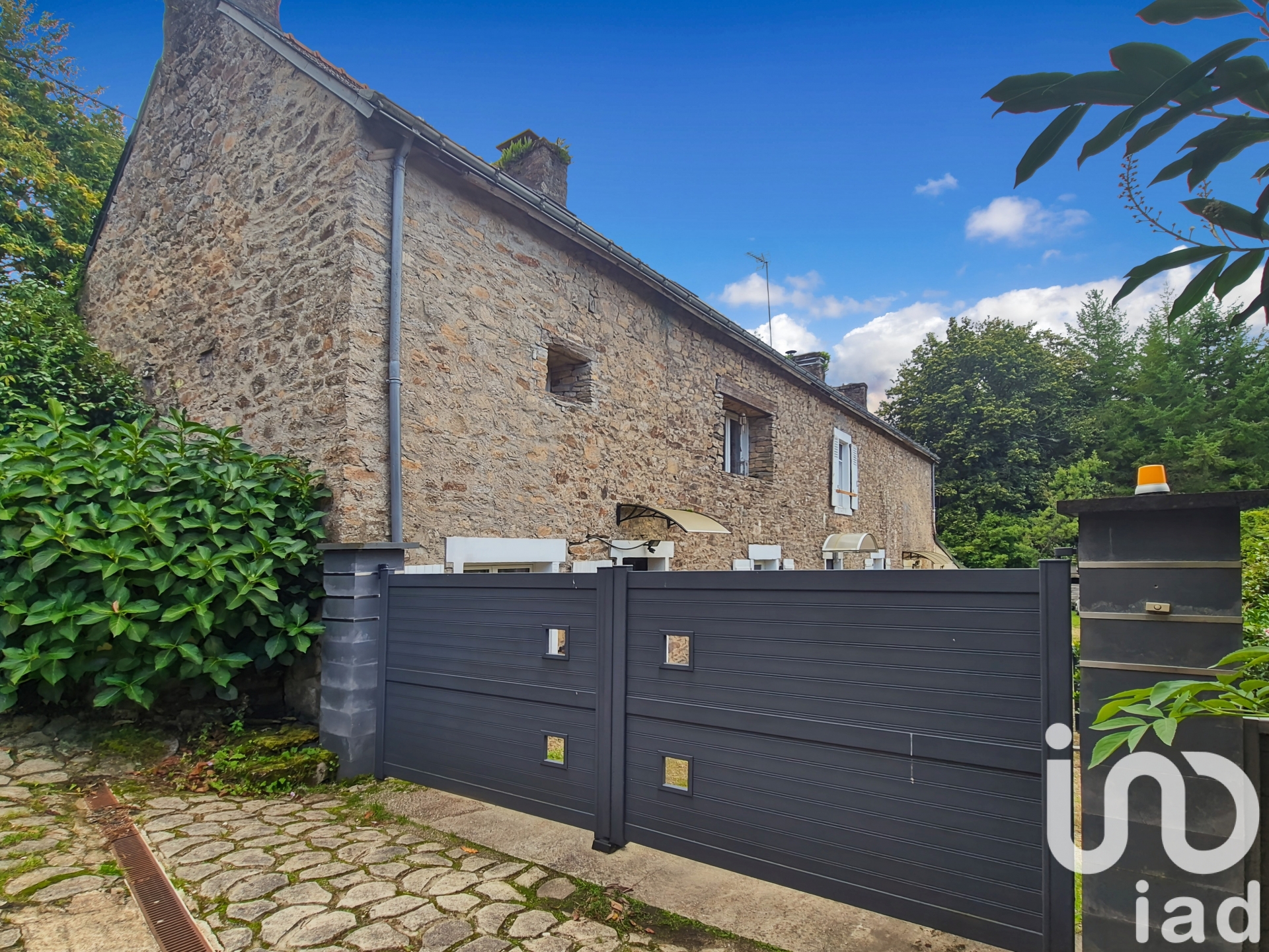 Vente maison à Languidic (56440) : longère 8 pièces 162 m² - 1862935 - iad