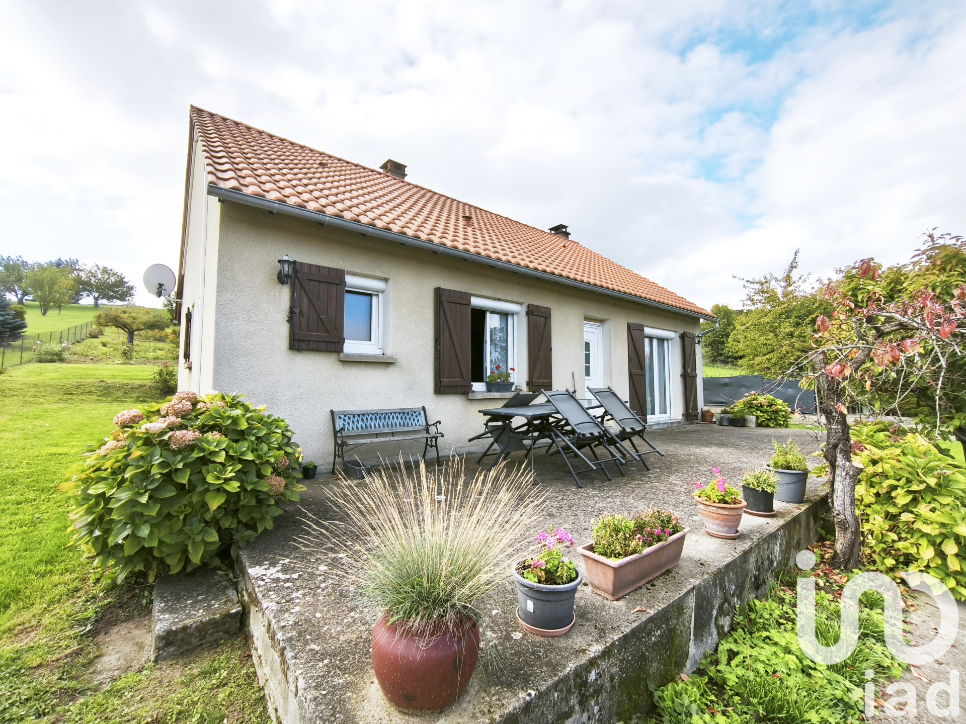 Sale house in Combronde (63460): 5 rooms house 111 m² - 1891830 - iad