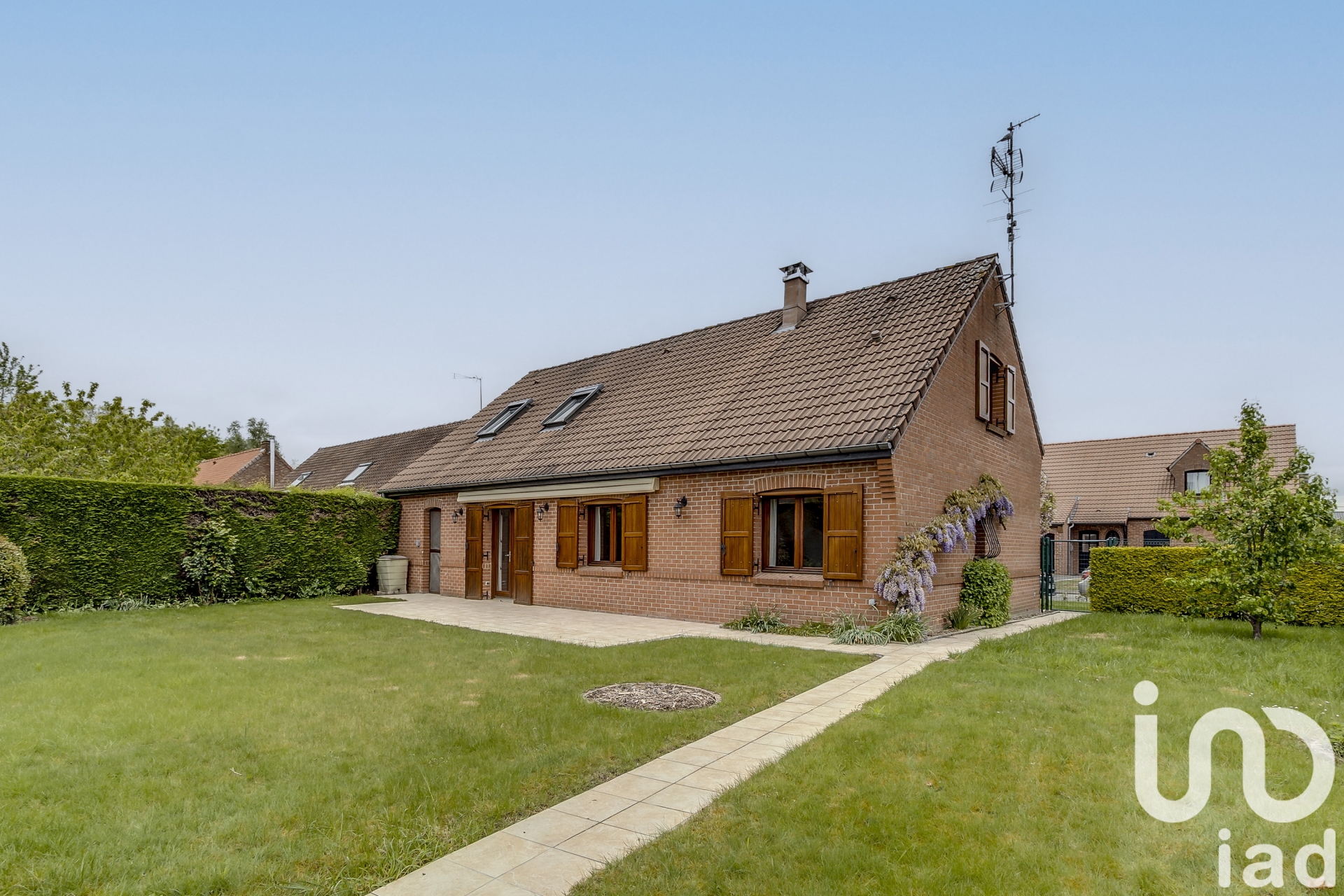 Sale house in Halluin (59250): 6 rooms house 129 m² - 1867877 - iad