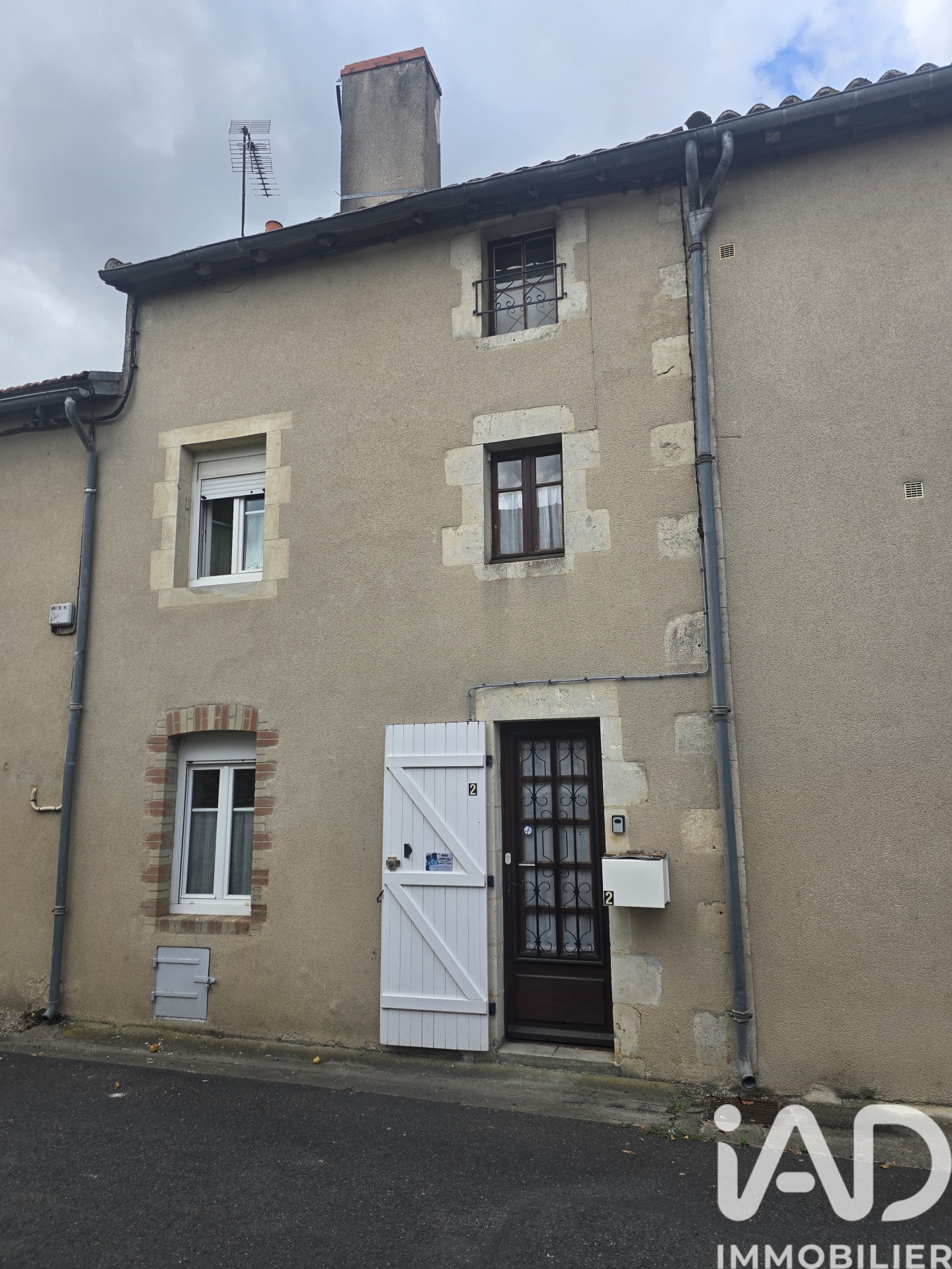 Vente maison à Persac (86320) : maison de ville 3 pièces 72 m² ...
