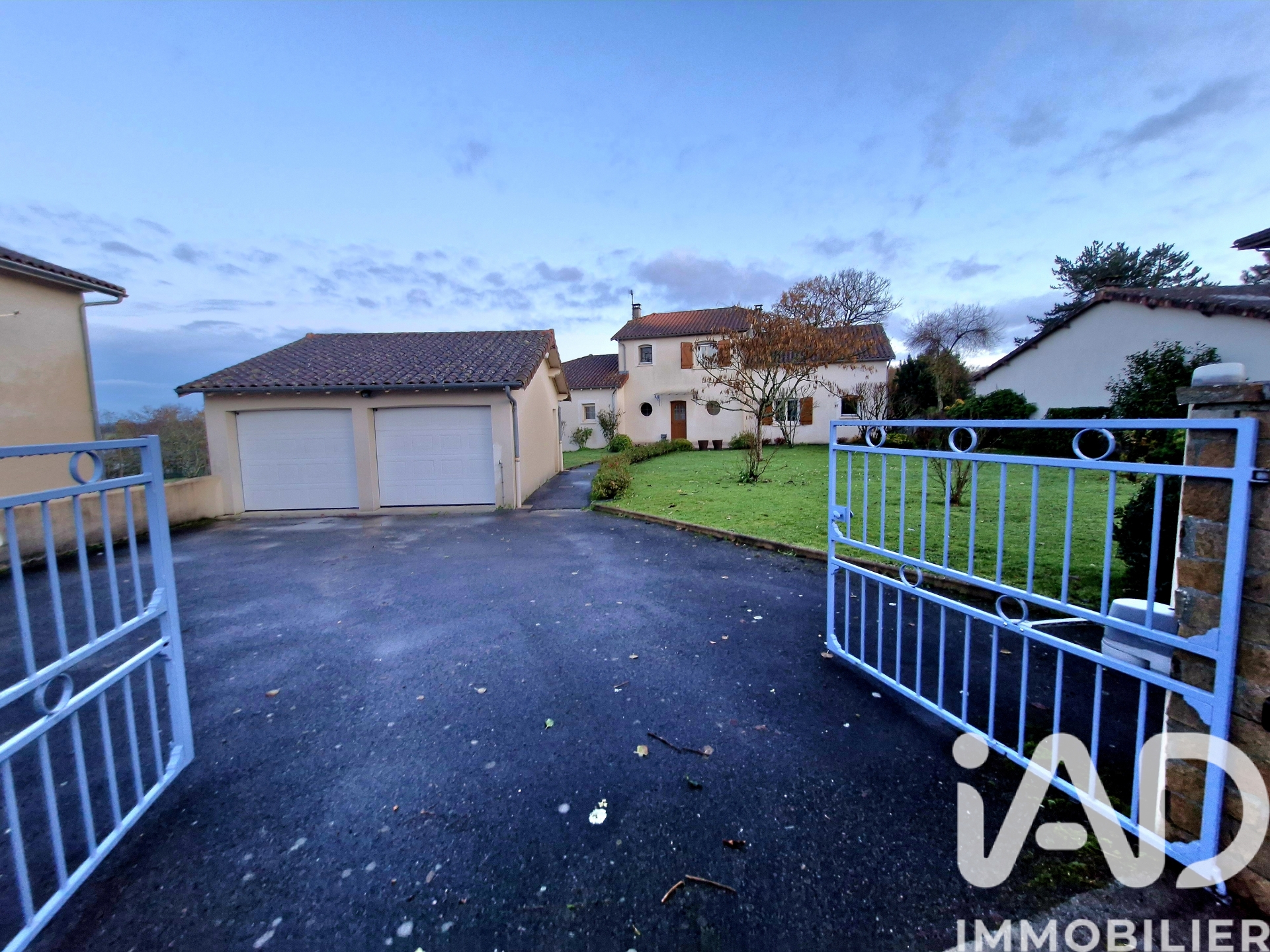 Vente maison à Saint-Junien (87200) : maison traditionnelle 6 pièces ...